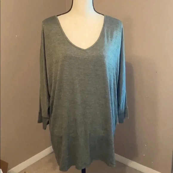 89th & Madison | Tops | Super Cute Plus Size Topbin 5 | Poshmark